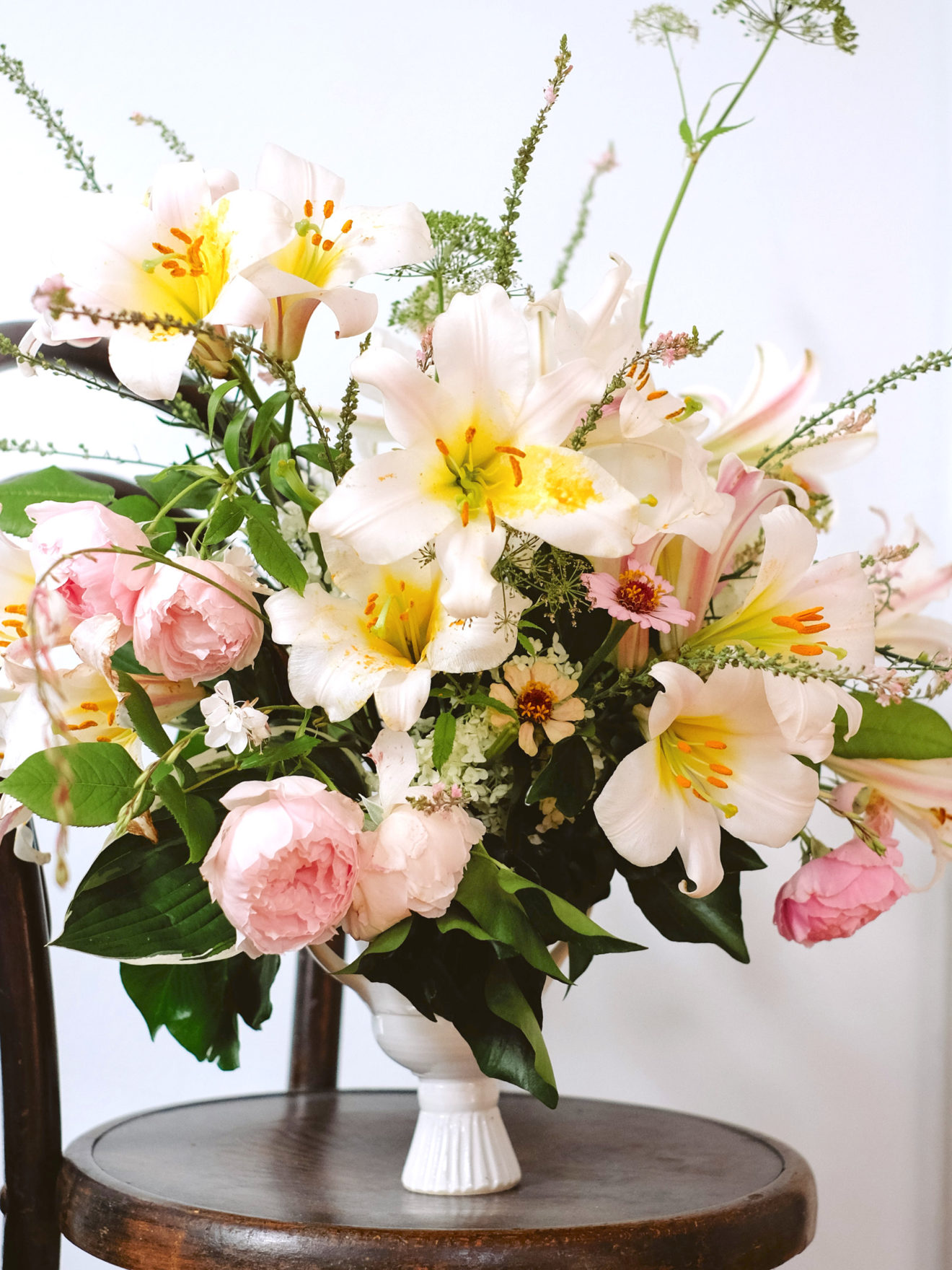 Flower arrangements from your own garden - Jora Dahl